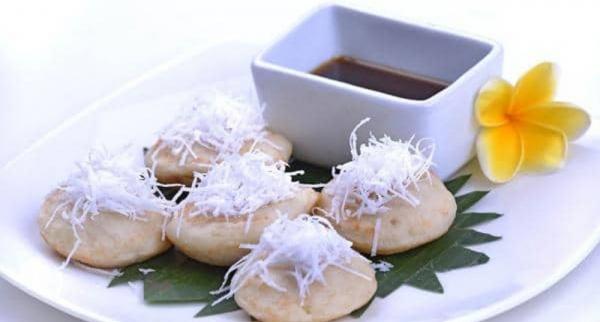 Mengenal Jaje Laklak, Menu Khas Bali Akan Disajikan kepada Delegasi ...