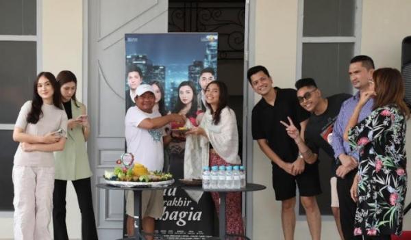 Capai 100 Episode, Rendi Jhon Anggap Pemain Sinetron Cinta Berakhir ...