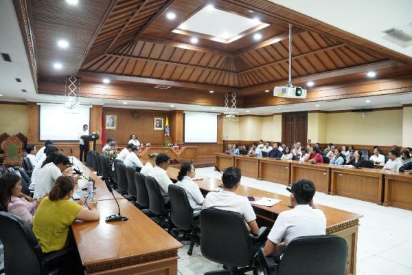 Pemkab Badung Gelar FGD Bahas Pemanfaatan Air Bawah Tanah Pemkab Badung Gelar FGD Bahas Pemanfaatan Air Bawah Tanah