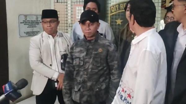 Ayah Pegi Setiawan Buat Identitas Ganda dengan Nama A Saprudi untuk ... Ayah Pegi Setiawan Buat Identitas Ganda dengan Nama A Saprudi untuk ...