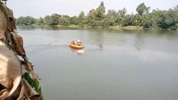 Ciri-Ciri Mayat Pria Ditemukan di Sungai Brantas Kaki Terikat Batu ...