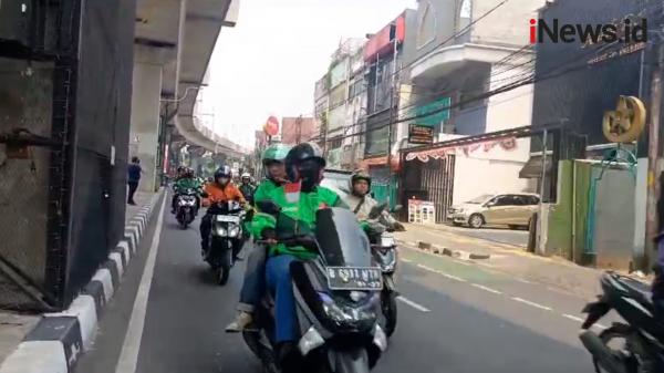 Gelar Demo, Massa Ojol Konvoi Menuju Lapangan Banteng