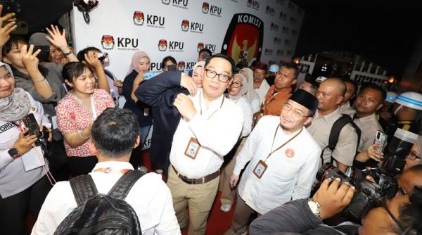 Survei Poltracking: Warga NU dan Muhammadiyah Cenderung Pilih RK-Suswono