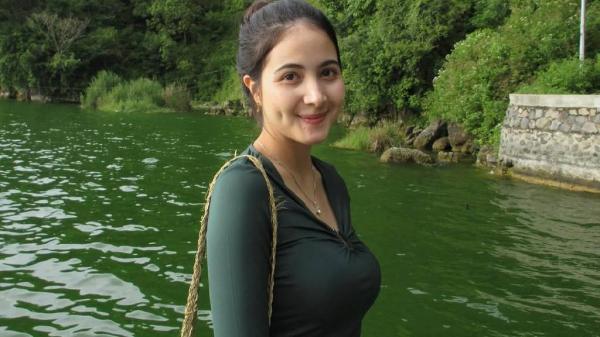 Video Viral Bulan Sutena 1 Menit 14 Detik, TikToker Angkat Bicara! - Bagian All