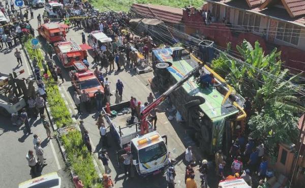 Identitas 12 Korban Tewas Kecelakaan Bus ALS di Padang Panjang, 23 Luka-Luka