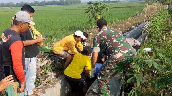Warga Grobogan Digegerkan Penemuan Mayat di Saluran Air, Sempat Dikira Tumpukan Sampah