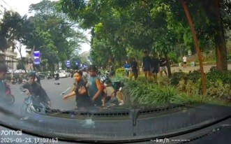 Viral Pemotor Lawan Arah di Bogor Tewas Tertabrak Mobil, Siapa yang Dihukum?