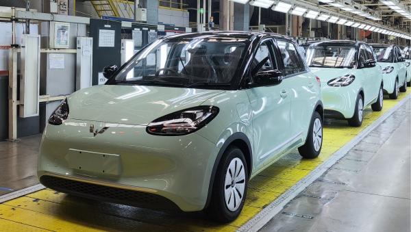 Persaingan Merek Mobil China Makin Ketat, Wuling Tak Mau Terjebak Perang Harga