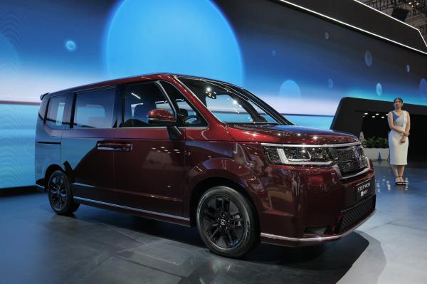 Harga Honda Step WGN e:HEV Tidak Sampai Rp650 Juta, Intip Spesifikasinya