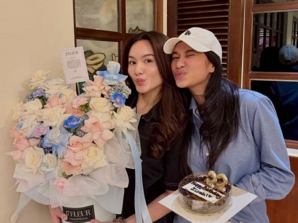 Azizah Salsha Ulang Tahun ke-22, Pratama Arhan Kasih Kado?