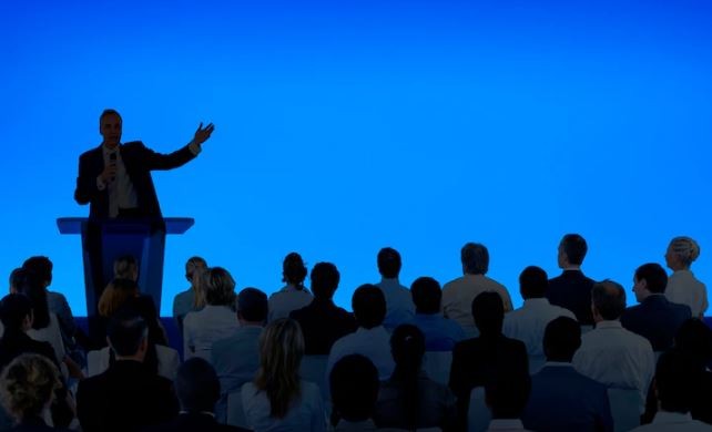 Simak Perbedaan Bahasa Jawa Kasar dan Halus yang Perlu Dipahami - News+ ...