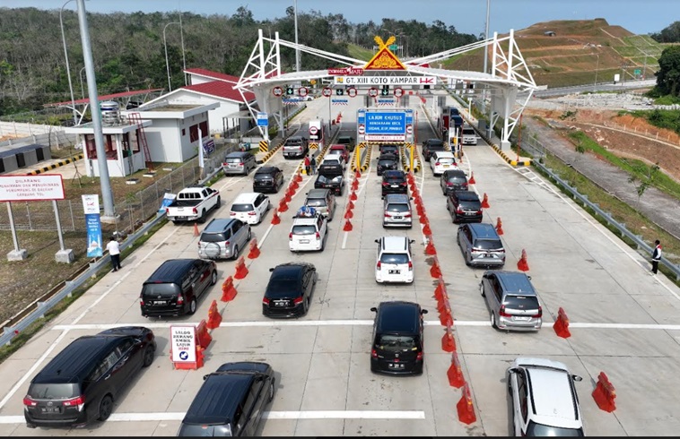 1,5 Juta Kendaraan Melintas di Jalan Tol Trans Sumatera selama Libur Lebaran 2024 | News+ on RCTI+