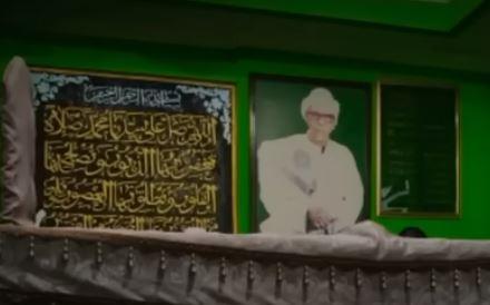 Teks Sholawat Habib Sholeh Tanggul, Keutamaan serta Cara Mengamalkannya - News+ on RCTI+