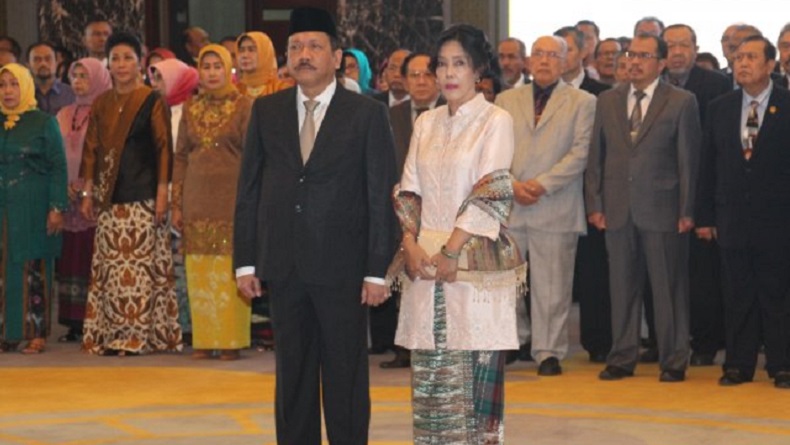 Keterlaluan! Zarof Ricar Eks Pejabat MA Lapor LHKPN hanya Rp51 Miliar ...