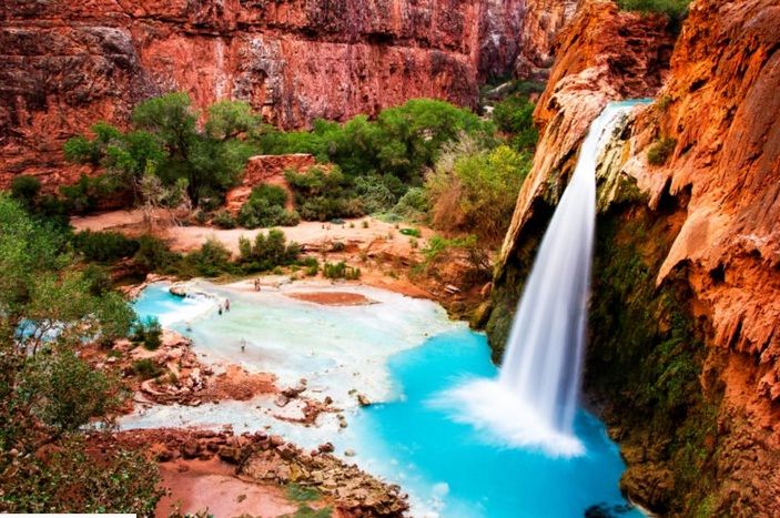 5 Kolam Terindah di Dunia, Intip Cenote Ik Kil Sumur Raksasa Suku Maya