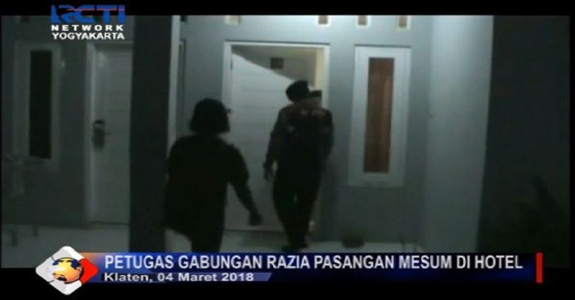Pasangan Lansia Terjaring Razia saat Asyik Ngamar