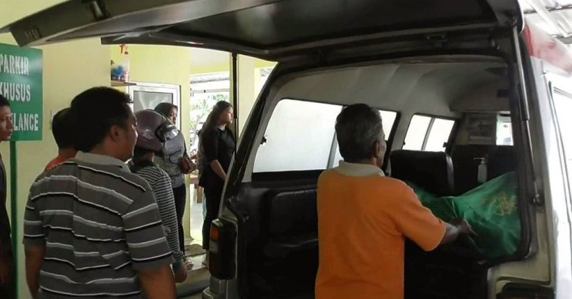 Pekerja Bangunan di Cilacap Tewas Kesetrum Listrik Tegangan Tinggi Pekerja Bangunan di Cilacap Tewas Kesetrum Listrik Tegangan Tinggi