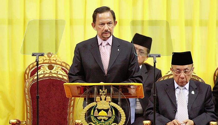 Terapkan Hukum Rajam ke LGBT, Sultan Minta Semua Pihak Hormati Brunei