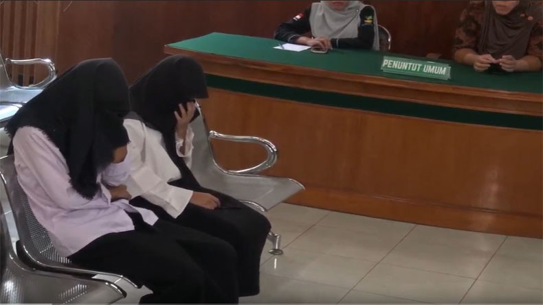 2 Remaja Terdakwa Pembunuhan Gadis Dalam Karung di Tegal Divonis 5 ... 2 Remaja Terdakwa Pembunuhan Gadis Dalam Karung di Tegal Divonis 5 ...