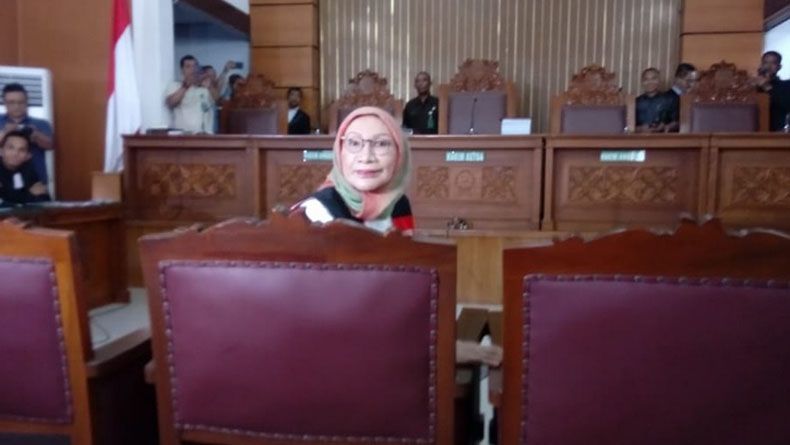 Hakim Pn Jaksel Tolak Eksepsi Terdakwa Perkara Hoaks Ratna Sarumpaet