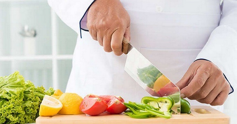 8 Tips Sukses Mengolah Makanan dan Dapur ala Koki Profesional