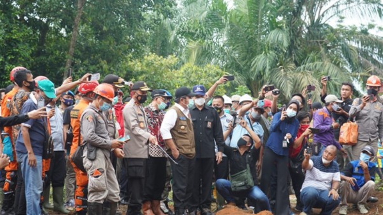 Tinjau Lokasi Tambang, Herman Deru: Hentikan Semua Aktivitas Penambangan Ilegal
