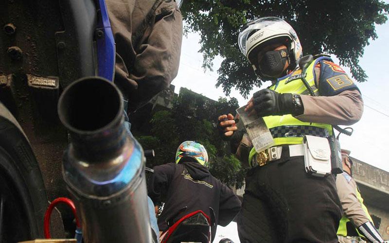 Polisi Gelar Razia Knalpot Bising di Kawasan Ring I Istana Kepresidenan