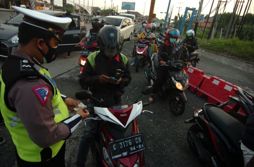 PPKM Level 4 Diperpanjang Hingga 2 Agustus 2021, Ini Pertimbangannya PPKM Level 4 Diperpanjang Hingga 2 Agustus 2021, Ini Pertimbangannya