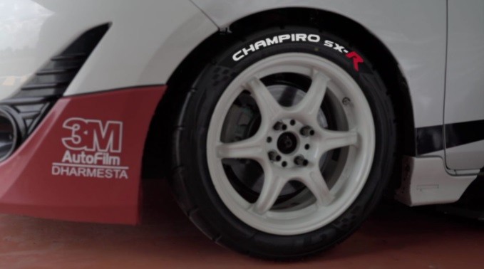 GT Radial Kembangkan Ban High Performance untuk Mobil Racing