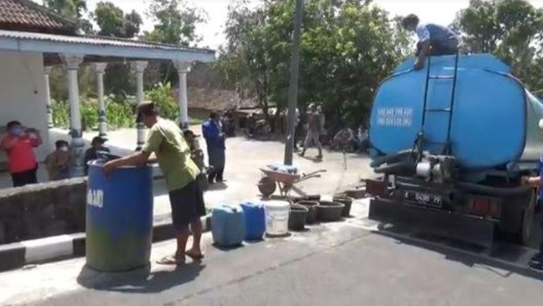 Atasi Kekeringan Bpbd Sleman Siapkan 75 Tangki Air Bersih