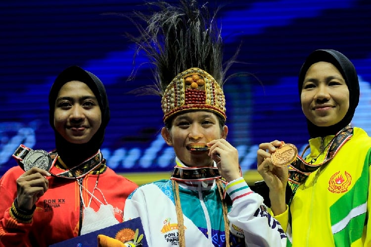 Pertama Kali dalam Sejarah PON, Atlet Taekwondo Asal Papua Raih Medali Emas