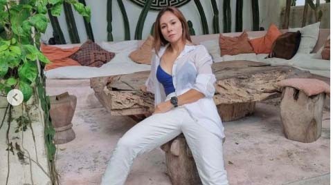 Wulan Guritno Pose Pakai Baju Renang Seksi, Netizen: Sangat Menggoda