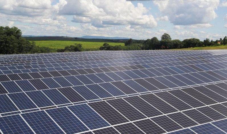 PLTS Terbesar di Dunia Akan Dibangun di Kepulauan Riau, Investasi Capai ...