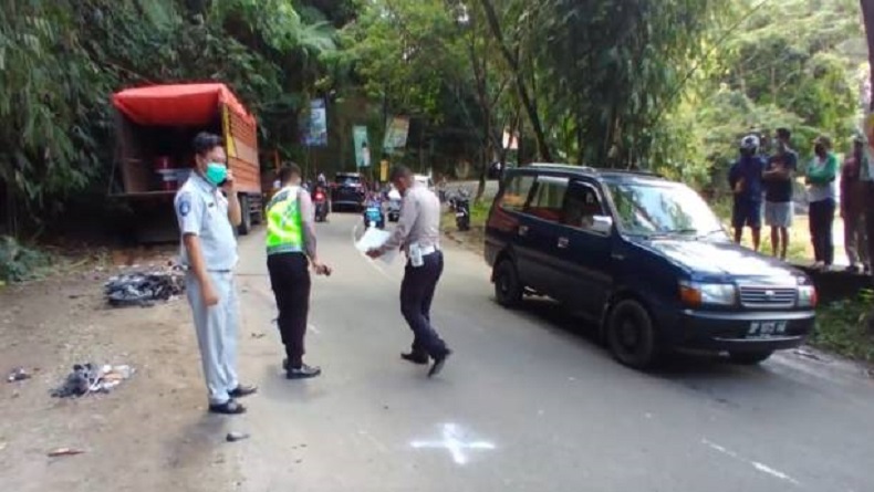 Kronologi Kecelakaan Maut Tewaskan Pelajar di Jalan Trans Sulawesi Toraja Utara