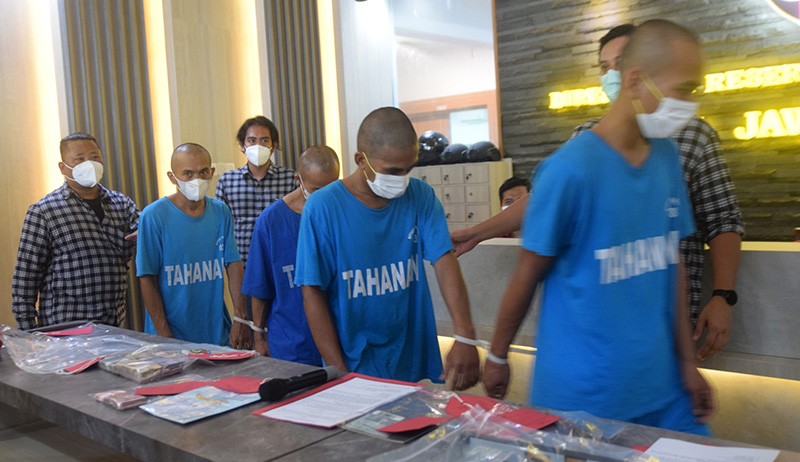 Ini Tampang Komplotan Spesialis Pembobol 5 Kantor Pos di Wilayah Jawa ... Ini Tampang Komplotan Spesialis Pembobol 5 Kantor Pos di Wilayah Jawa ...
