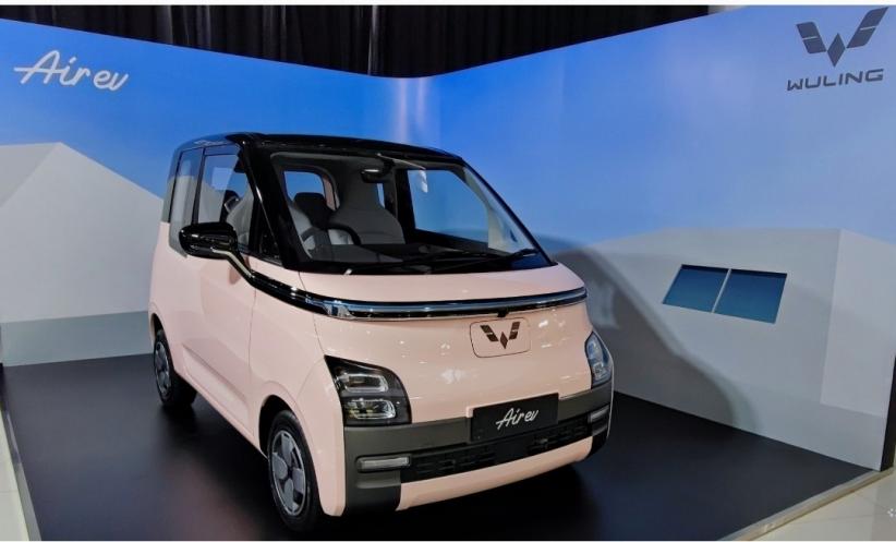 Mengintip Interior Mobil Listrik Wuling Air EV, Beda dengan City Car ...