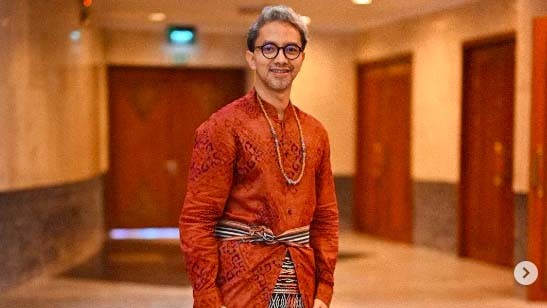 Bikin Bangga, Motif Tenun Ikat Didiet Maulana Jadi Aksesori di Galaxy Z ...