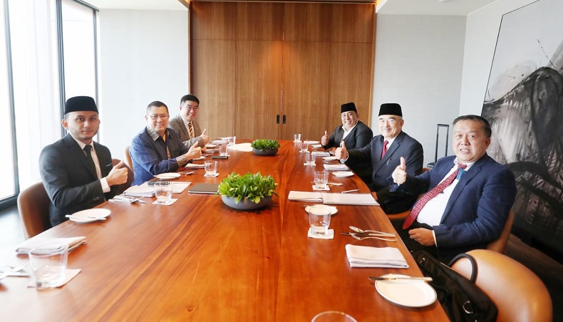 Bertemu HT, Sultan Melaka dan Datuk Wira Lee Wah Chong Paparkan Kerja ...