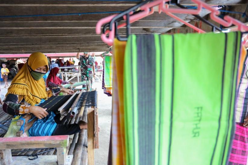Mengenal Kamohu, Tenun Buton Tengah yang Sarat Tradisi Leluhur