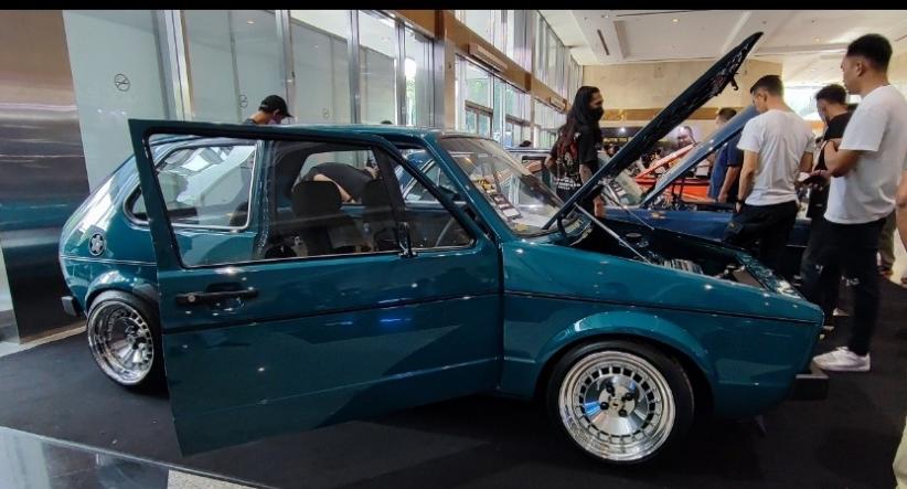 Deretan Mobil Klasik Mejeng di IMX 2022, Ada yang Bermesin Listrik