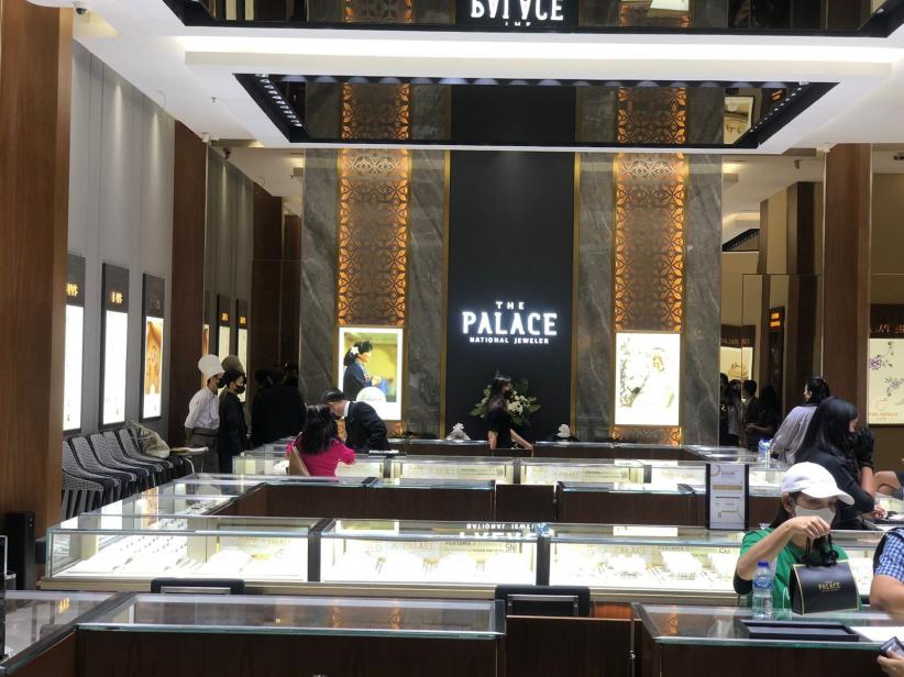 Unik Berbelanja Perhiasan Di The Palace Central Park Mall Konsepnya Unik Berbelanja Perhiasan Di The Palace Central Park Mall Konsepnya