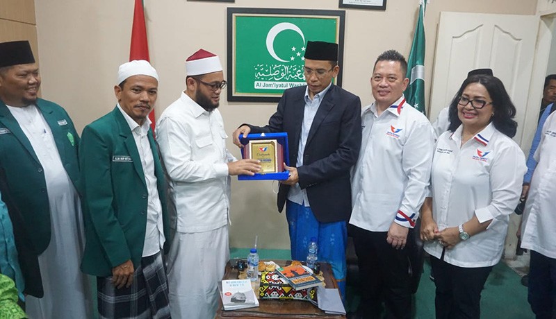 TGB Zainul Majdi: Perindo Dukung Pendiri Al Washliyah Jadi Pahlawan Nasional