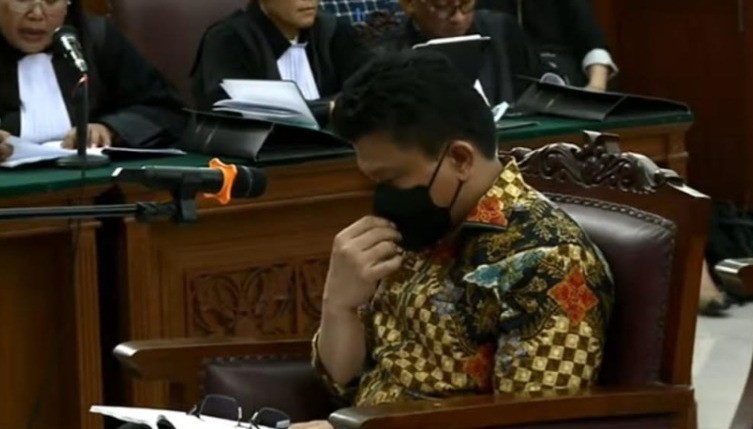 Ekspresi Ferdy Sambo saat Dengarkan Penyataan Eksepsi Kuasa Hukum soal Pelecehan kepada Istrinya
