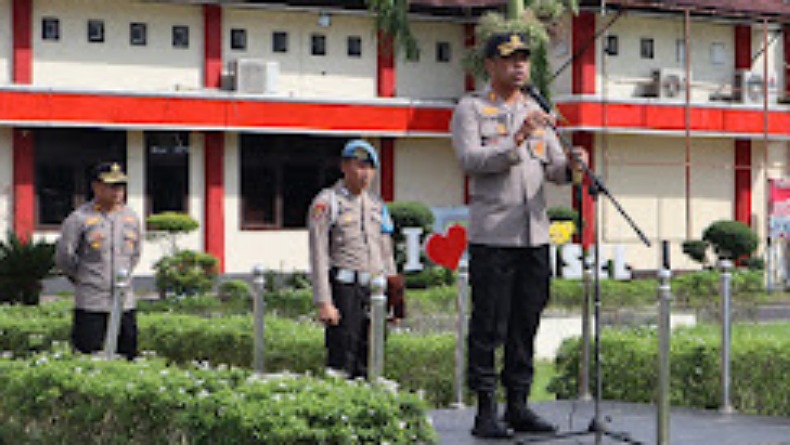 Kapolres Minahasa Selatan Tegaskan Stop Pungli dan Tinggalkan Hidup Mewah Kapolres Minahasa Selatan Tegaskan Stop Pungli dan Tinggalkan Hidup Mewah