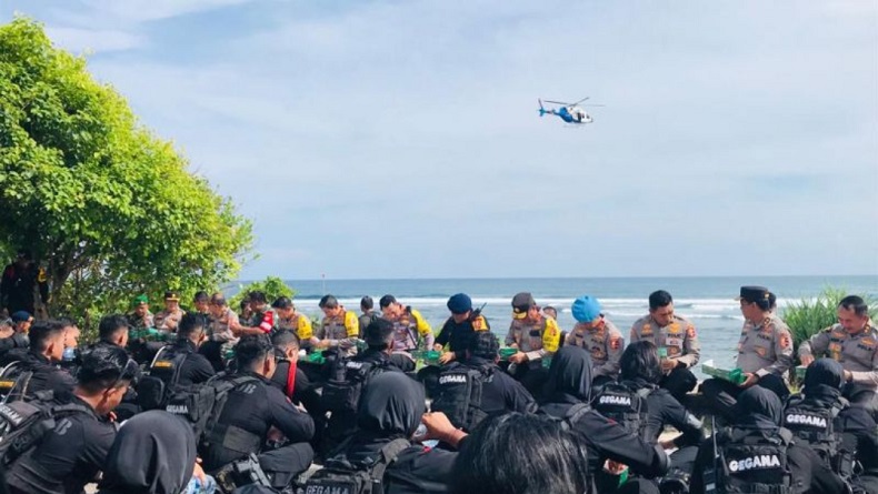 Cek Pengamanan KTT G20, Kapolri Pastikan Personel dan Peralatan Sudah Siap - Bagian 2