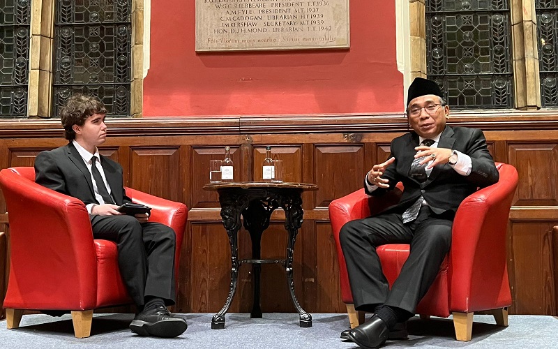 Deretan Orang Indonesia yang Kuliah di Oxford University, Ada Artis dan ... Deretan Orang Indonesia yang Kuliah di Oxford University, Ada Artis dan ...
