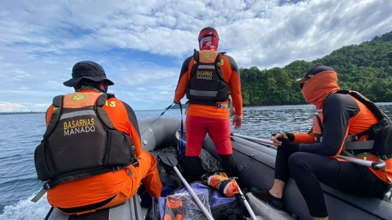 Tim Sar Temukan Jasad Warga Tenggelam Di Perairan Lembeh Sulut