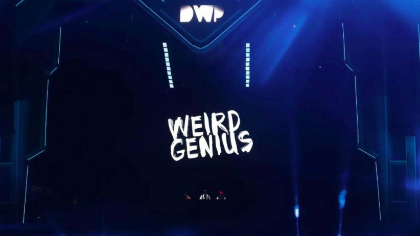 Weird Genius Sukses Bikin Penonton DWP 2022 Goyang Massal saat ...