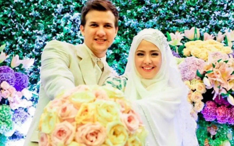 7 Artis yang Pernah Mendapatkan Mahar di Bawah 1 Juta, Nomor 6 Uang ...