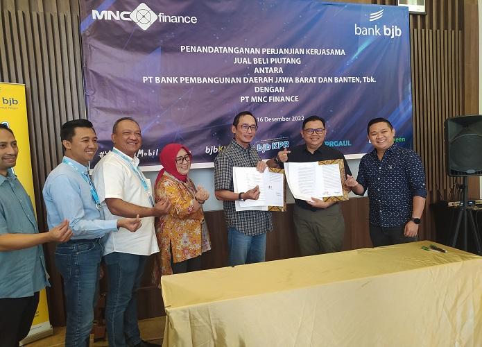 MNC Finance Tanda Tangani Kerja Sama dengan Bank BJB Fasilitas Kredit Rp100 Miliar